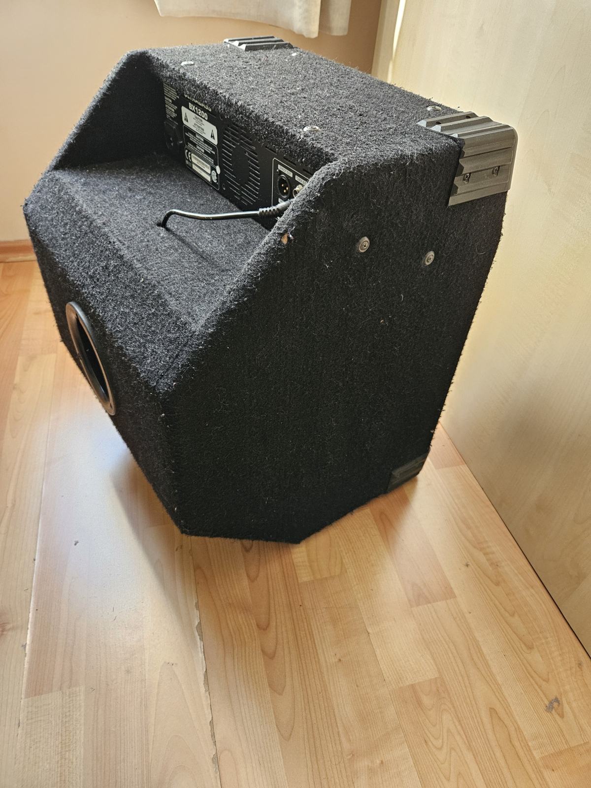 Behringer ultrabass bx1200