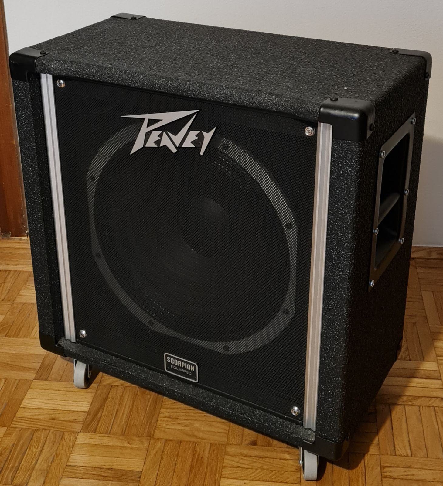 Peavey Scorpion box
