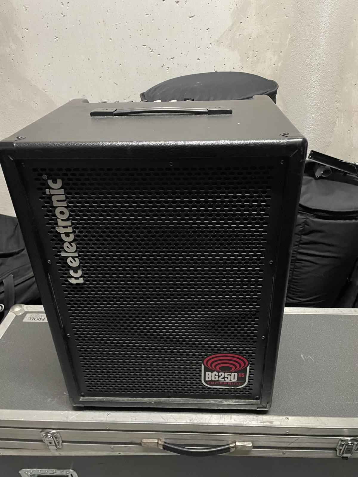 TC ELECTRONIC BG 250 115