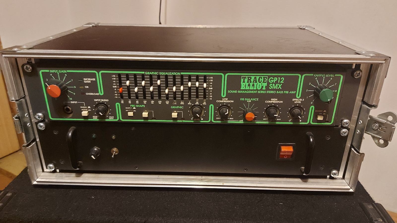 Trace Elliot GP12 SMX, 2x200W Mosfet RCA, flight case