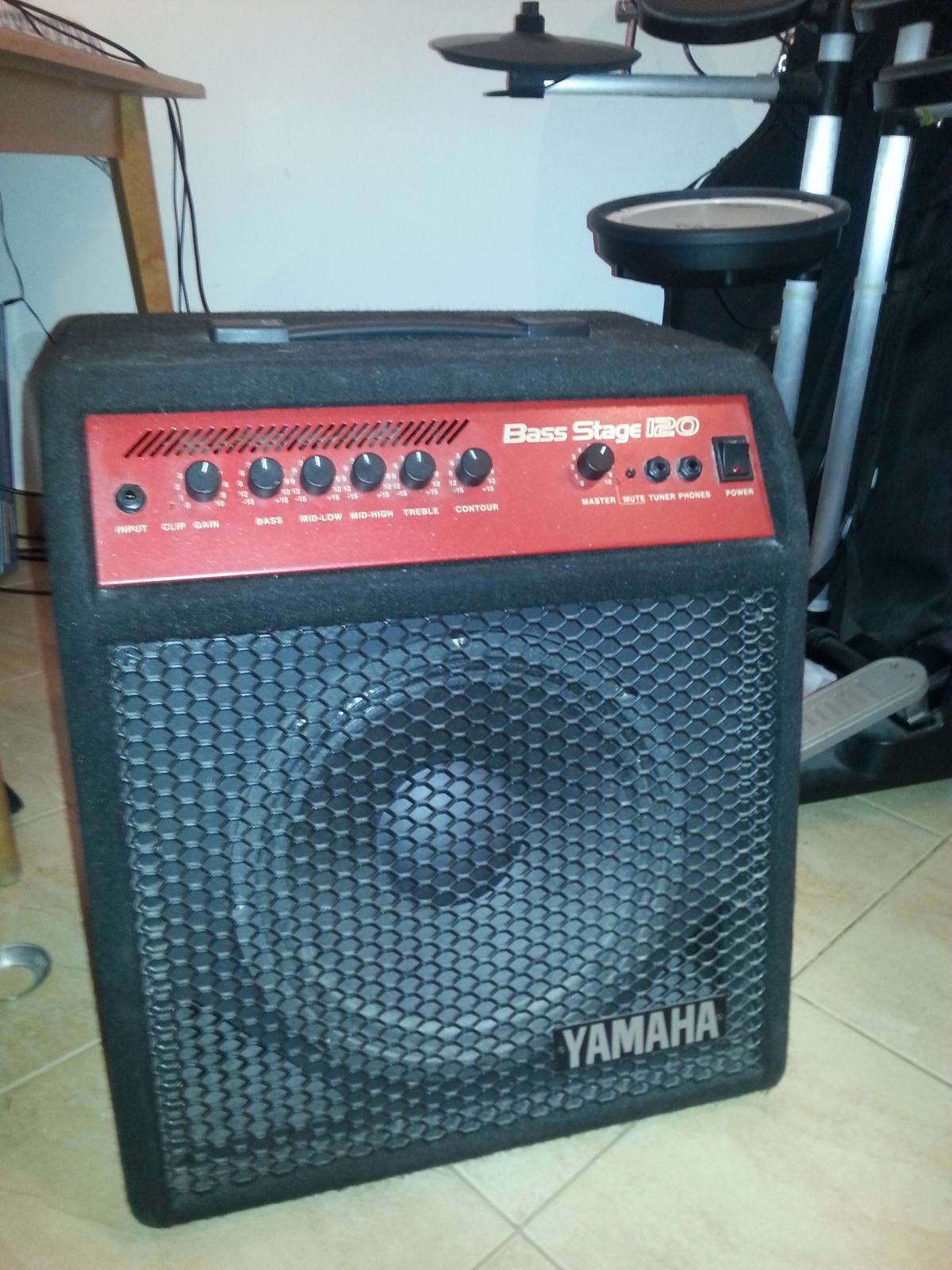Yamaha BASS STAGE 120
