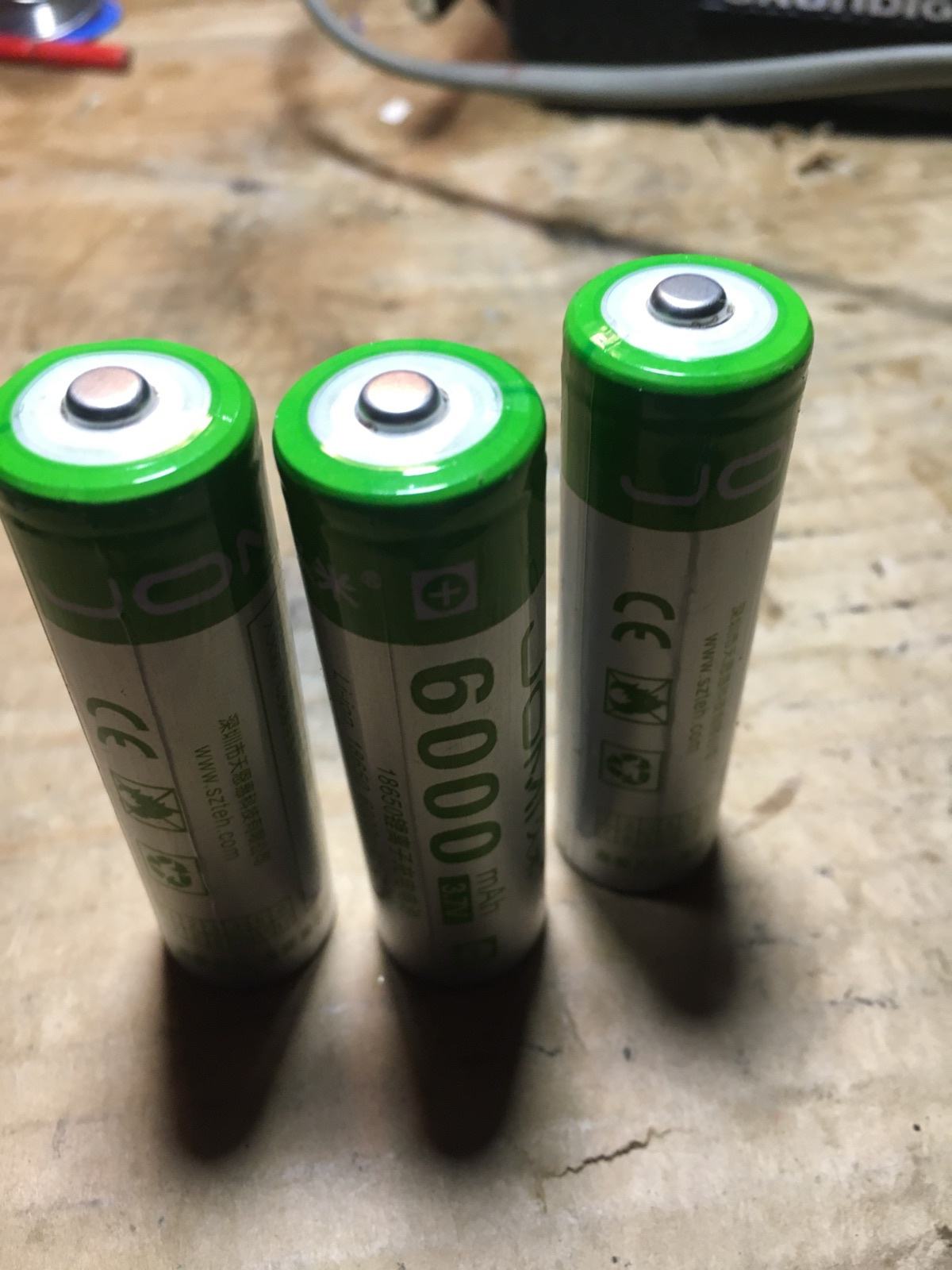 Prodajem punjive baterije visenamjenske 3.7v6000mAh lion