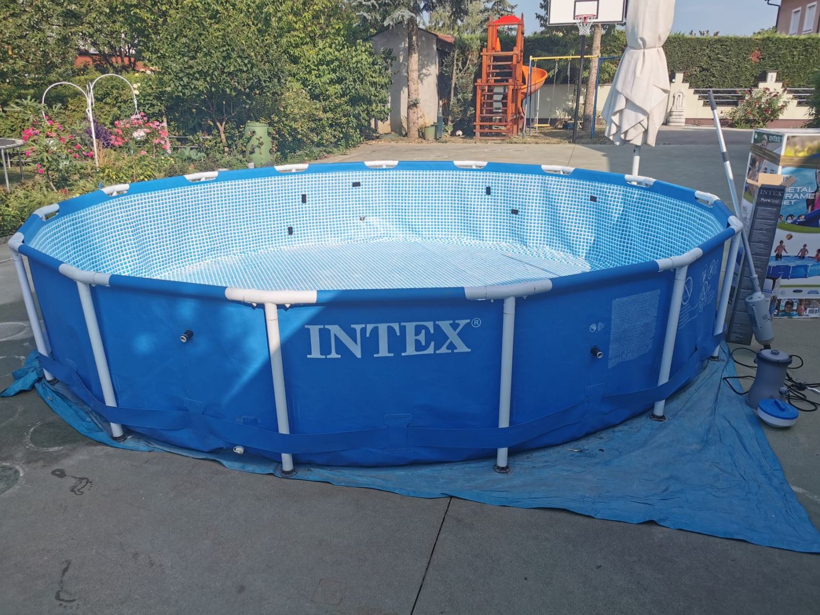 INTEX bazen 6m sa opremom