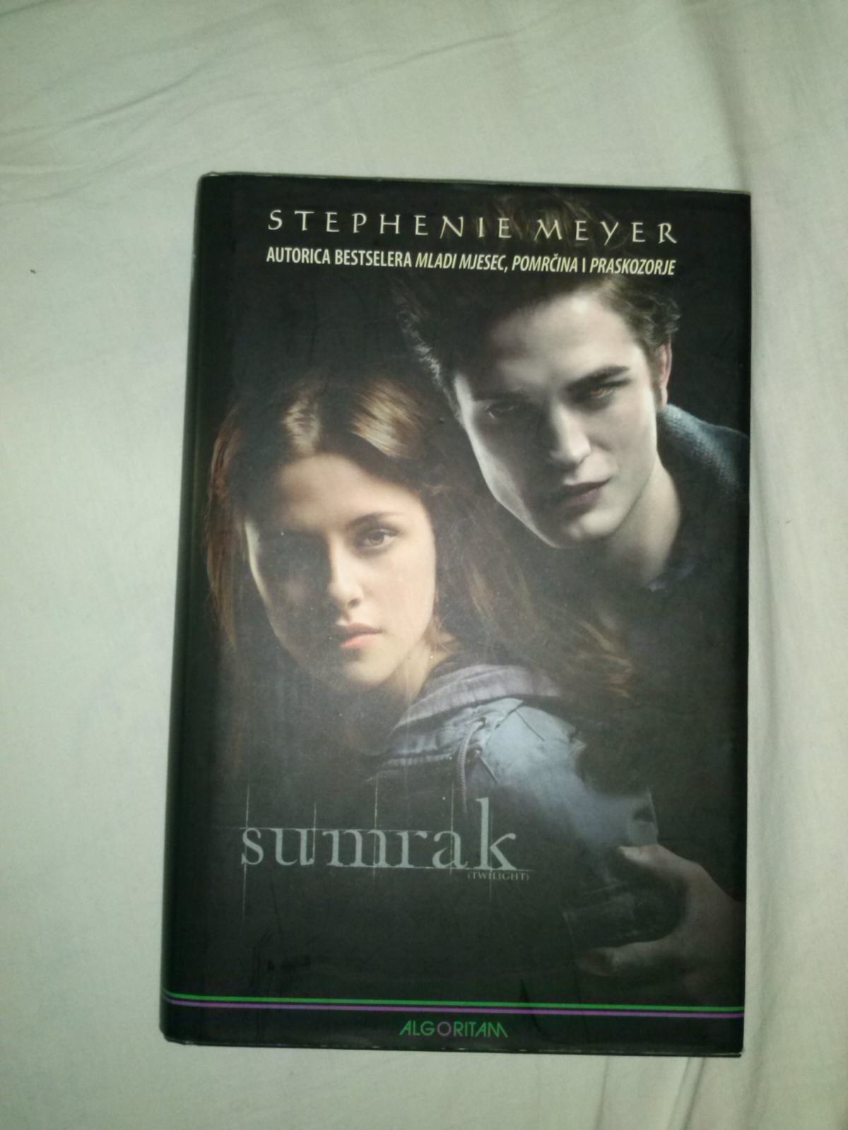 Knjiga Sumrak (Twilight)