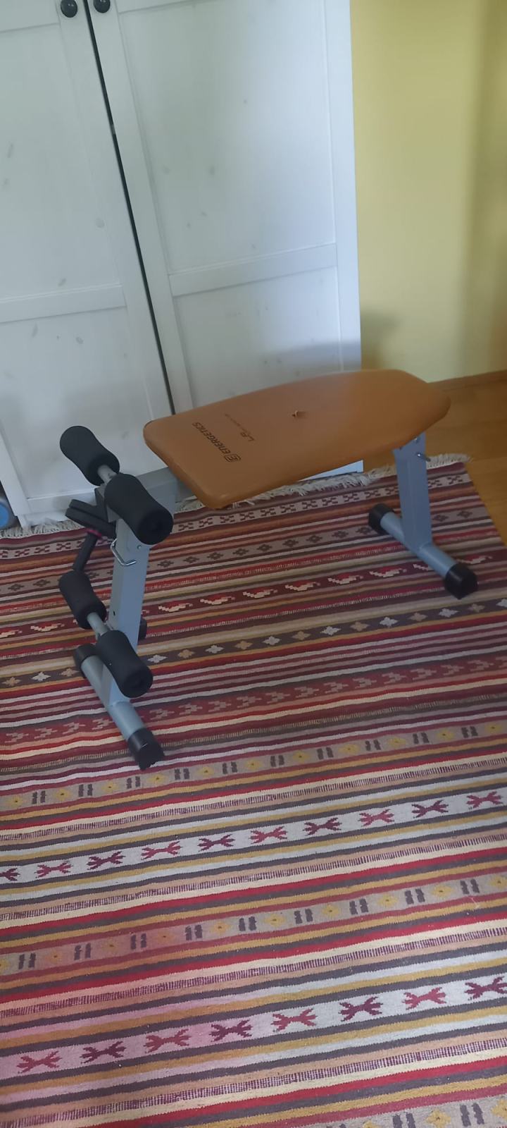 Energetics bench klupa i multifunkcionalni pull-up bar