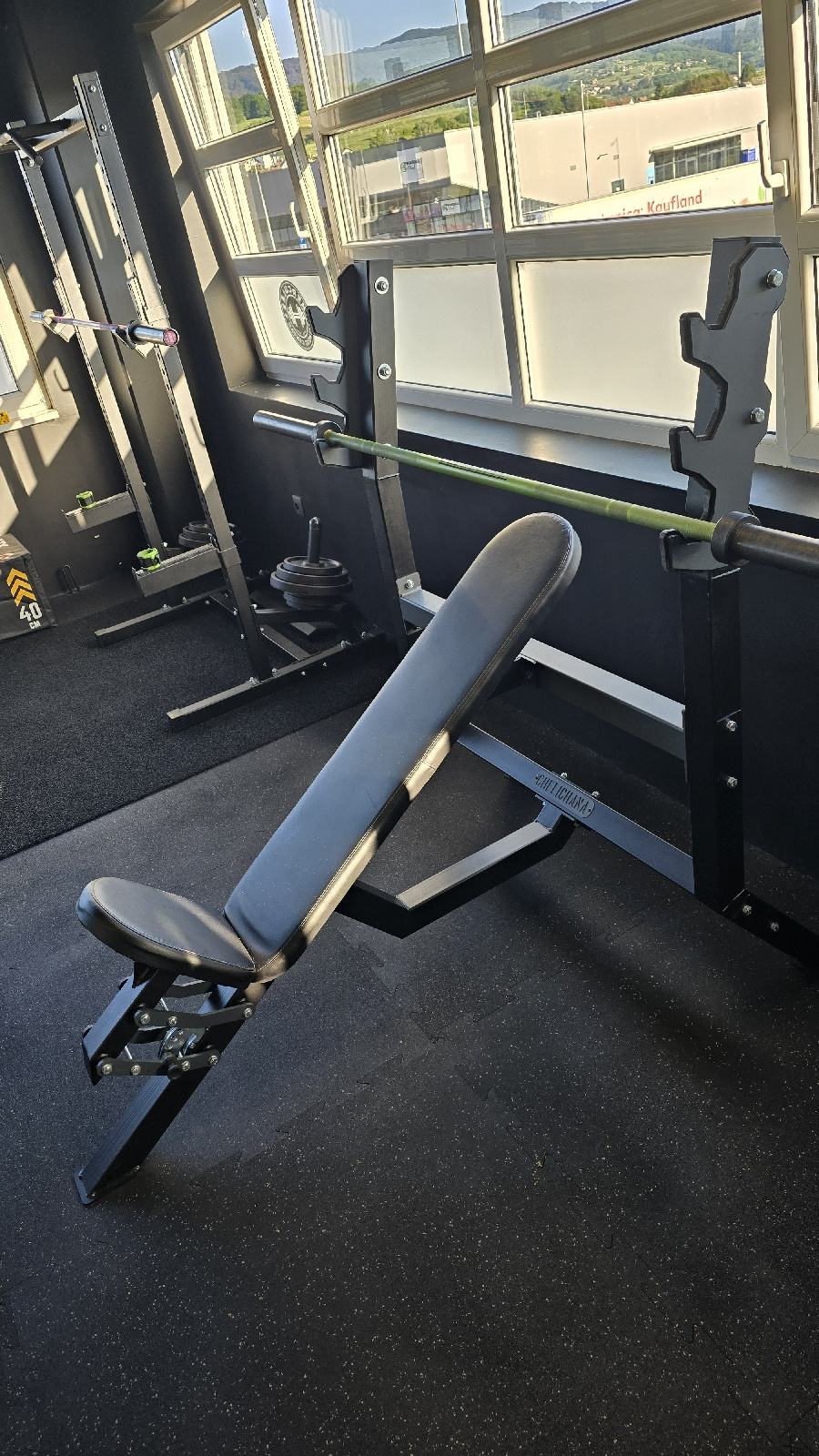 Kosi bench