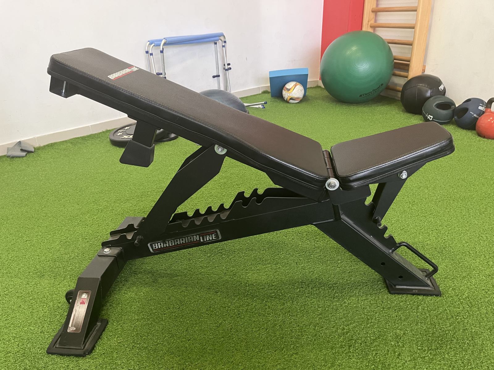 Podesiva klupa ATX Barbarian Line