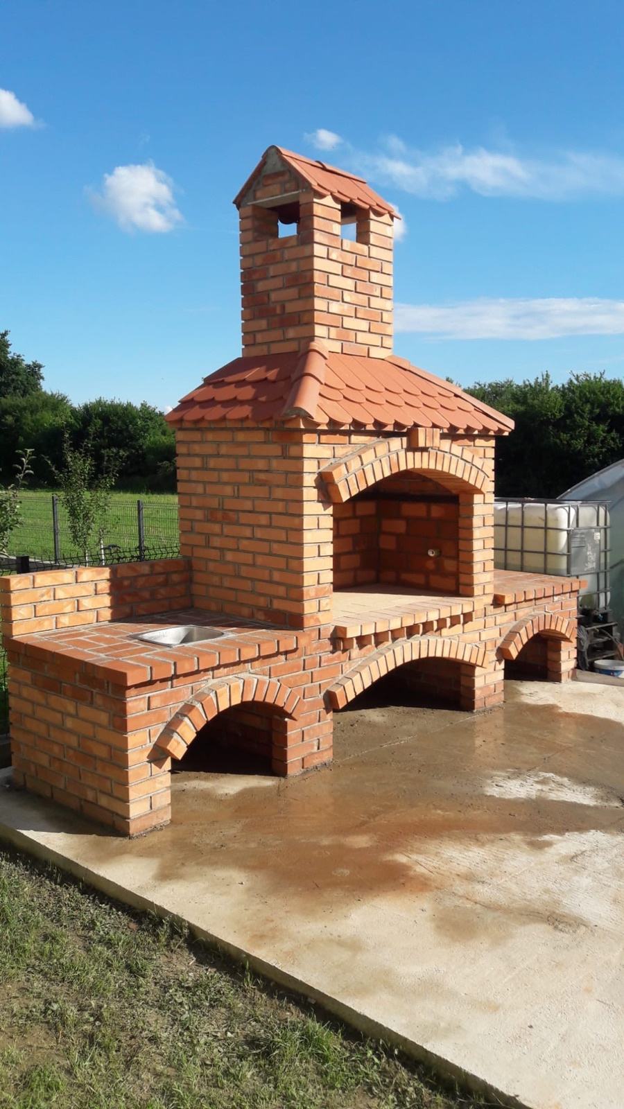 PEČENJARE, KRUŠNE PEĆI I ROŠTILJI OD STARE CIGLE