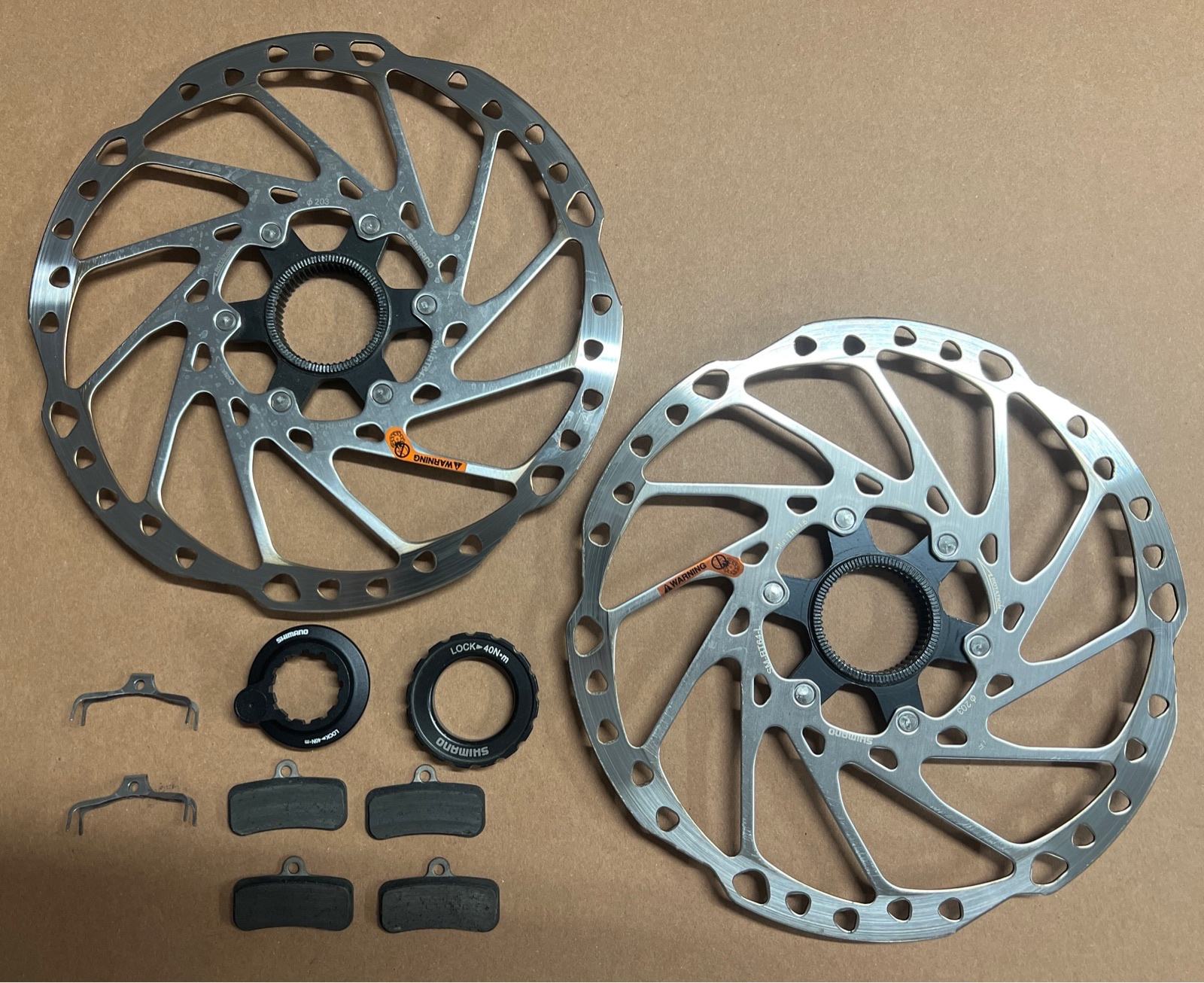 Shimano centerlock ROTORI / DISKOVI SM-RT64-L 203mm