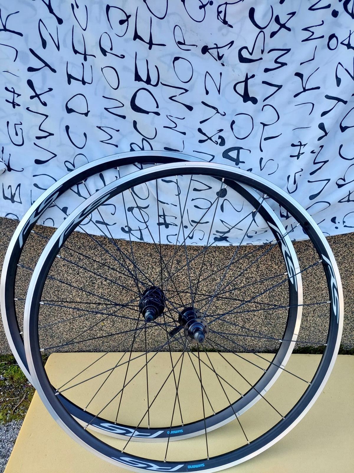 Shimano WH-RS100 set kotača