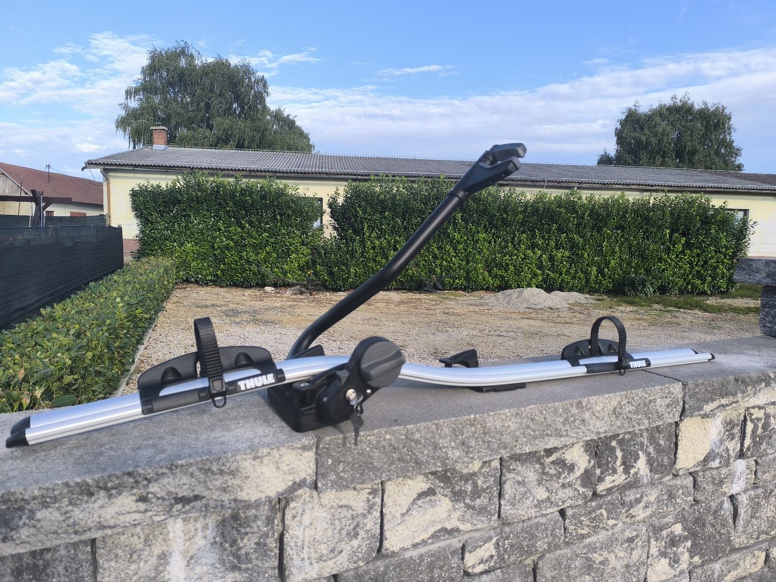 Thule ProRide 591 krovni nosač bicikla - univerzalni