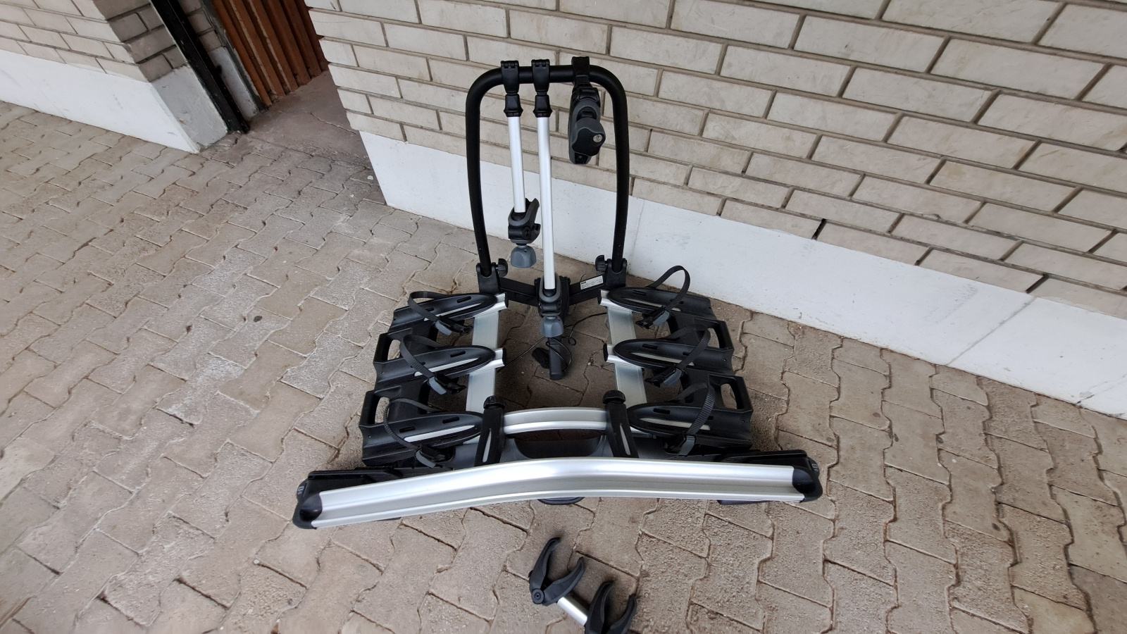 Thule Velocompact 927
