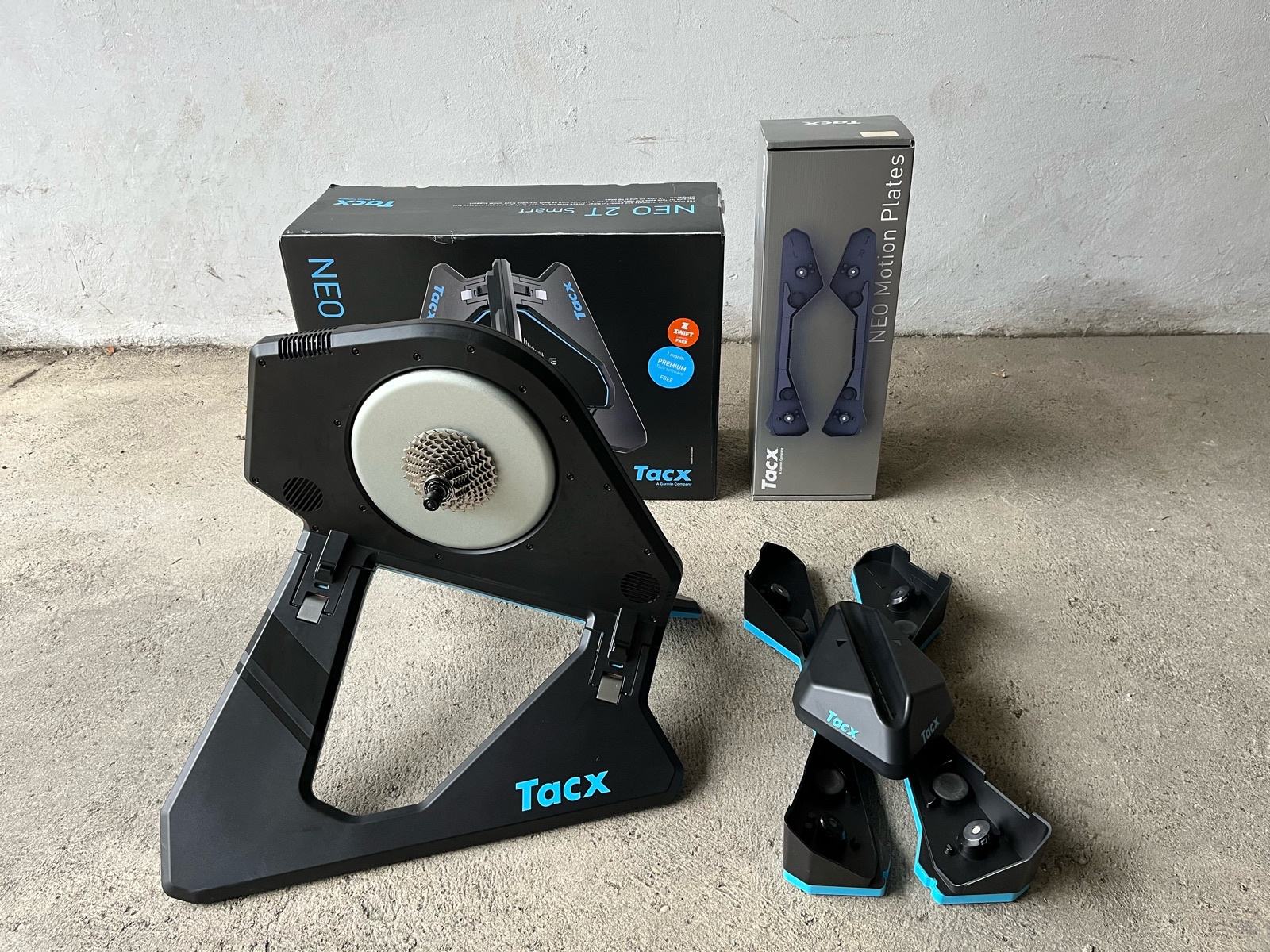 Trenažer TACX NEO 2T + Neo Motion Plates