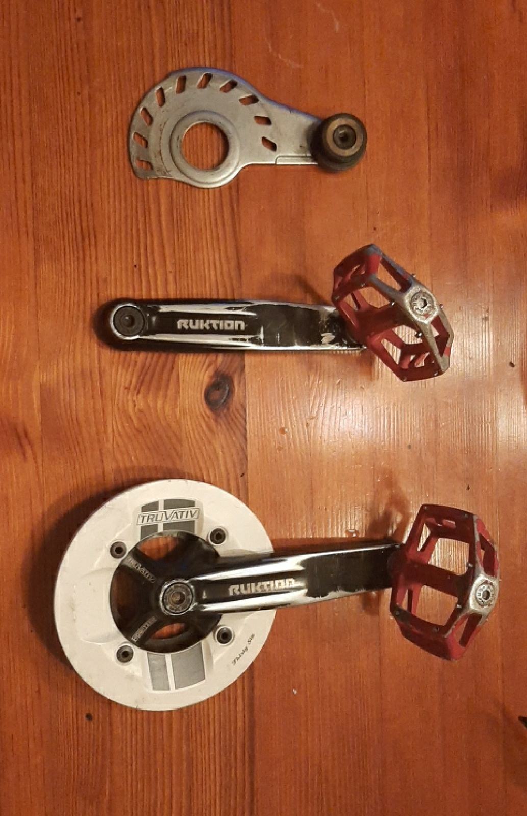 Truvativ Ruktion 175mm Cranks Pogon + Chainguide + Pedale