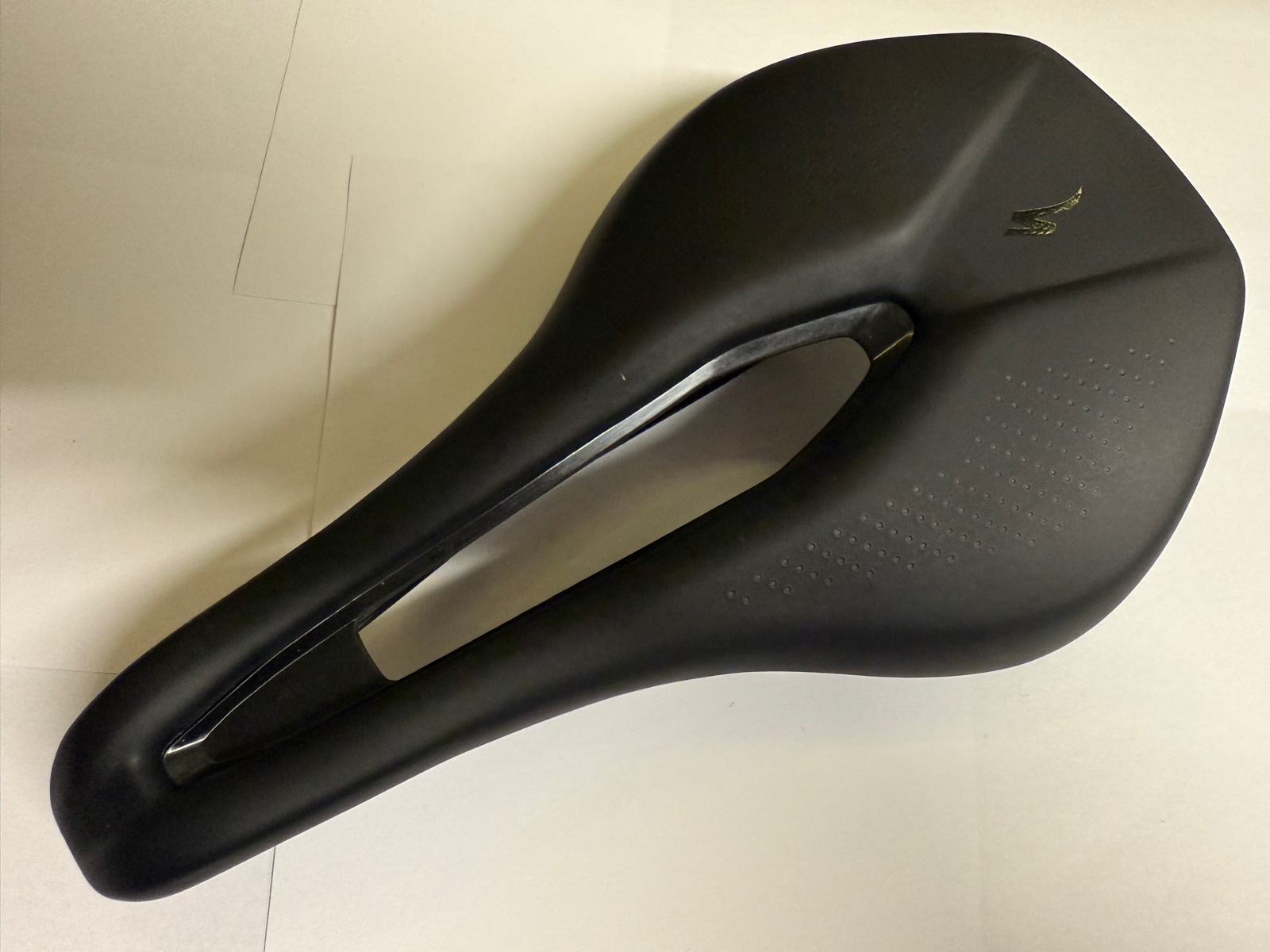 NOVO - Specialized **Body Geometry Power Sport** zic