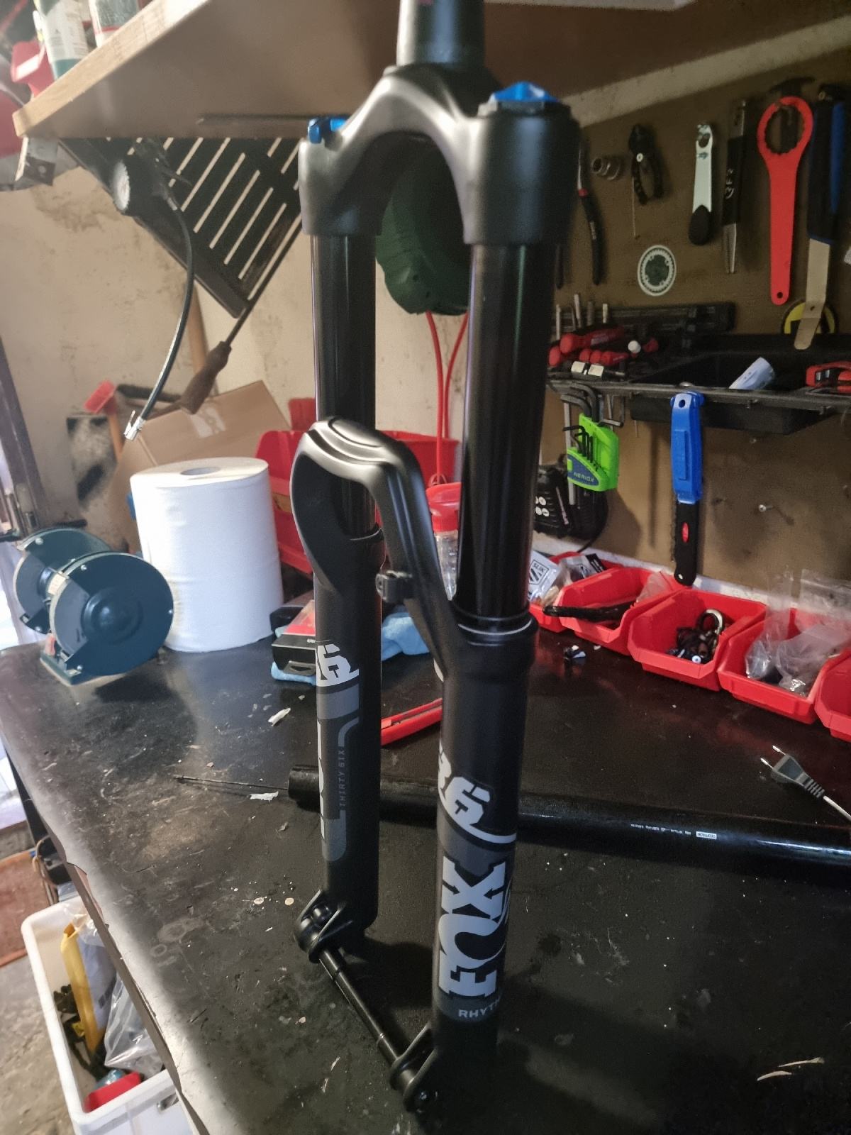 Fox 36 Rhythm Grip 160mm 29 NOVO