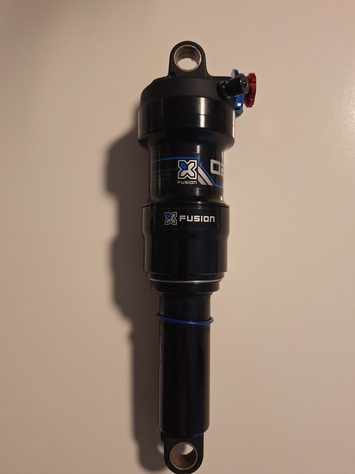 X fusion O2 pro stražnji shock 210x55