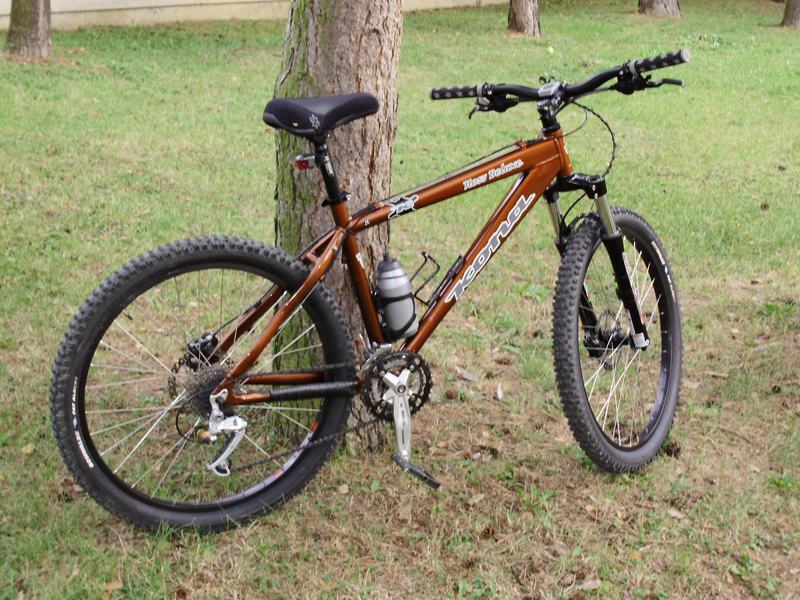 P: KONA Hoss Deluxe 2007