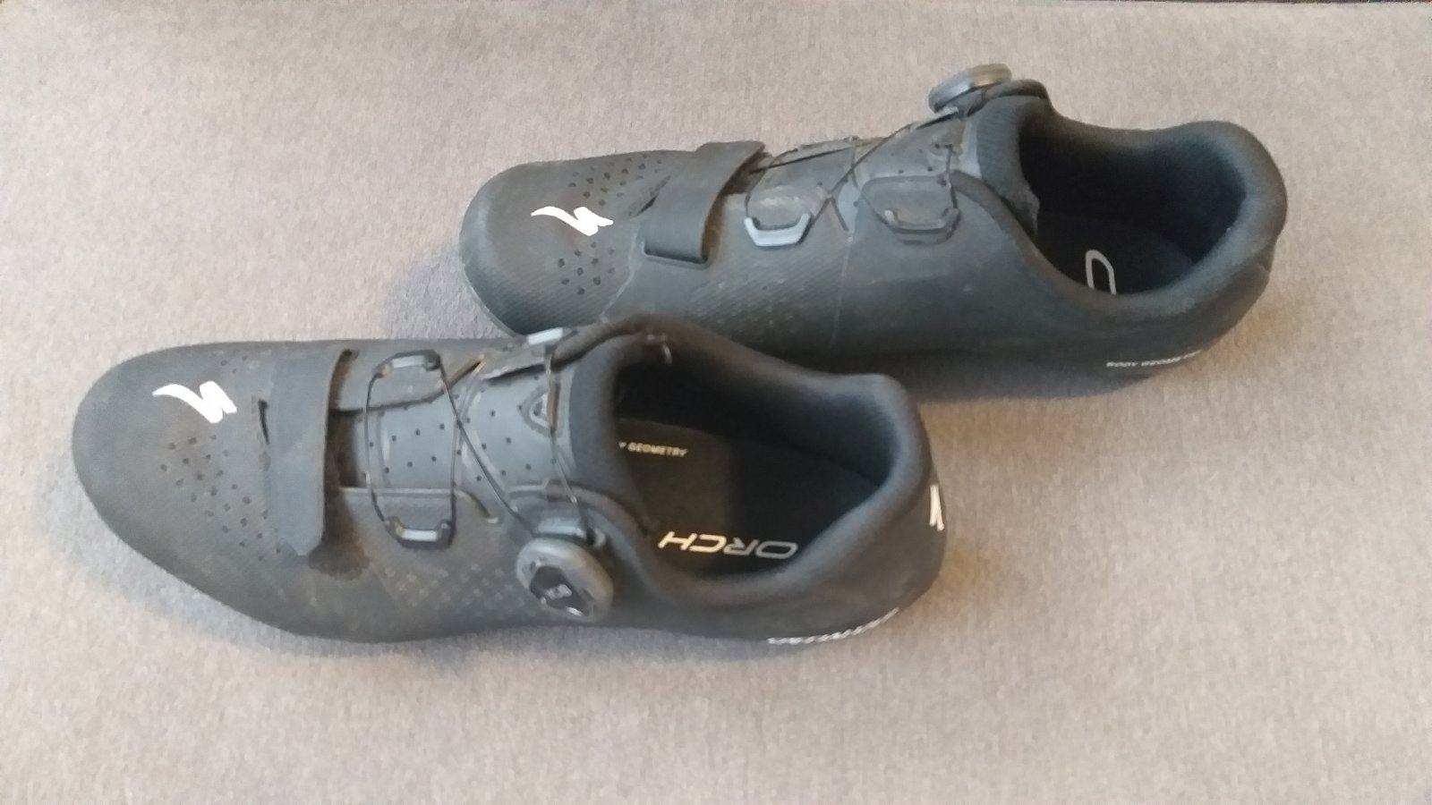 Cestovne sprinterice Specialized TORCH 42,5 (27,3 cm)