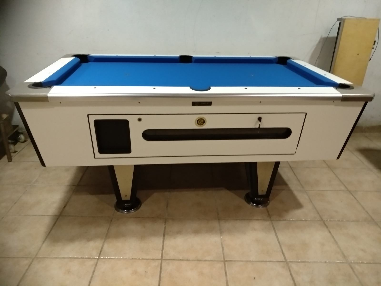 Bilijar , Biljar , Leonhart bijeli vel. 5 ( 195 x 115 ) Novo Platno