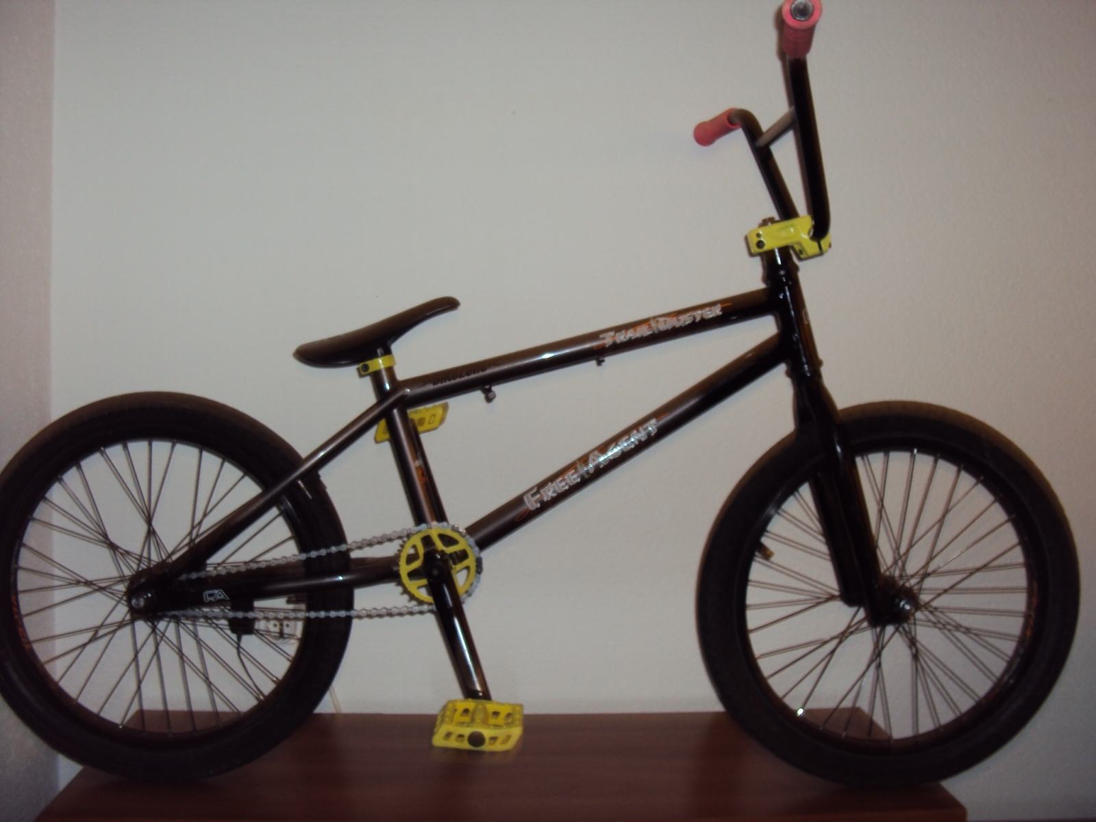 BMX free agent trail duster