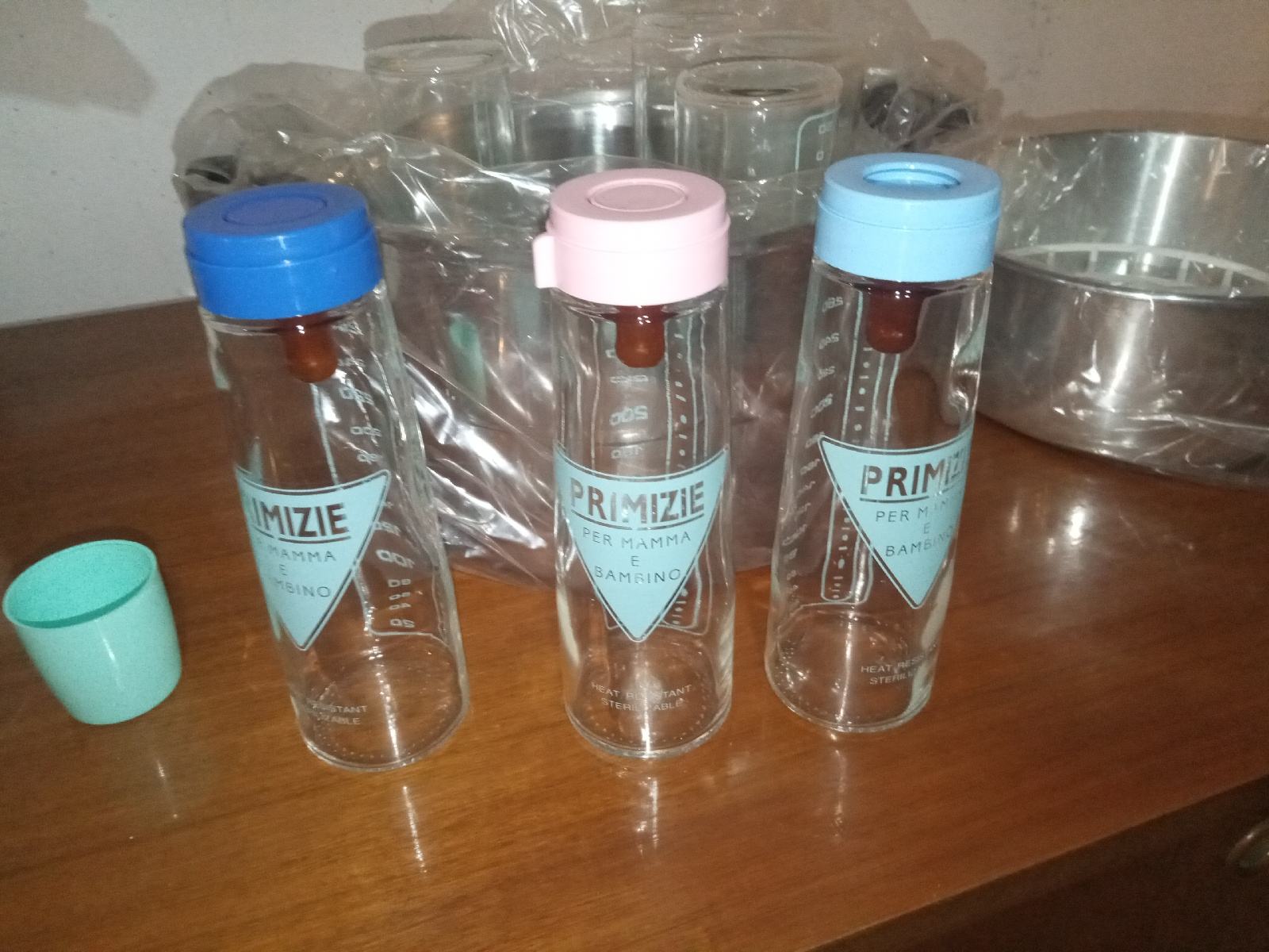 Staklene bočice i sterilizator komplet