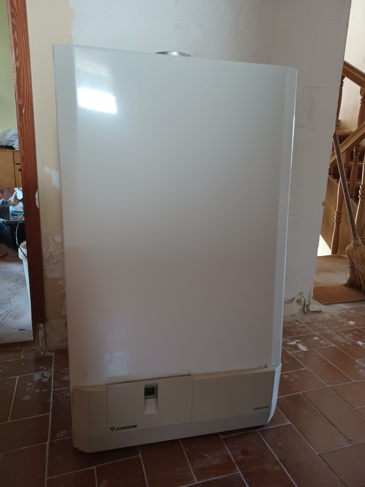 BOJLER JUNKERS EUROSTAR ZWE 24-4 MFA S5800