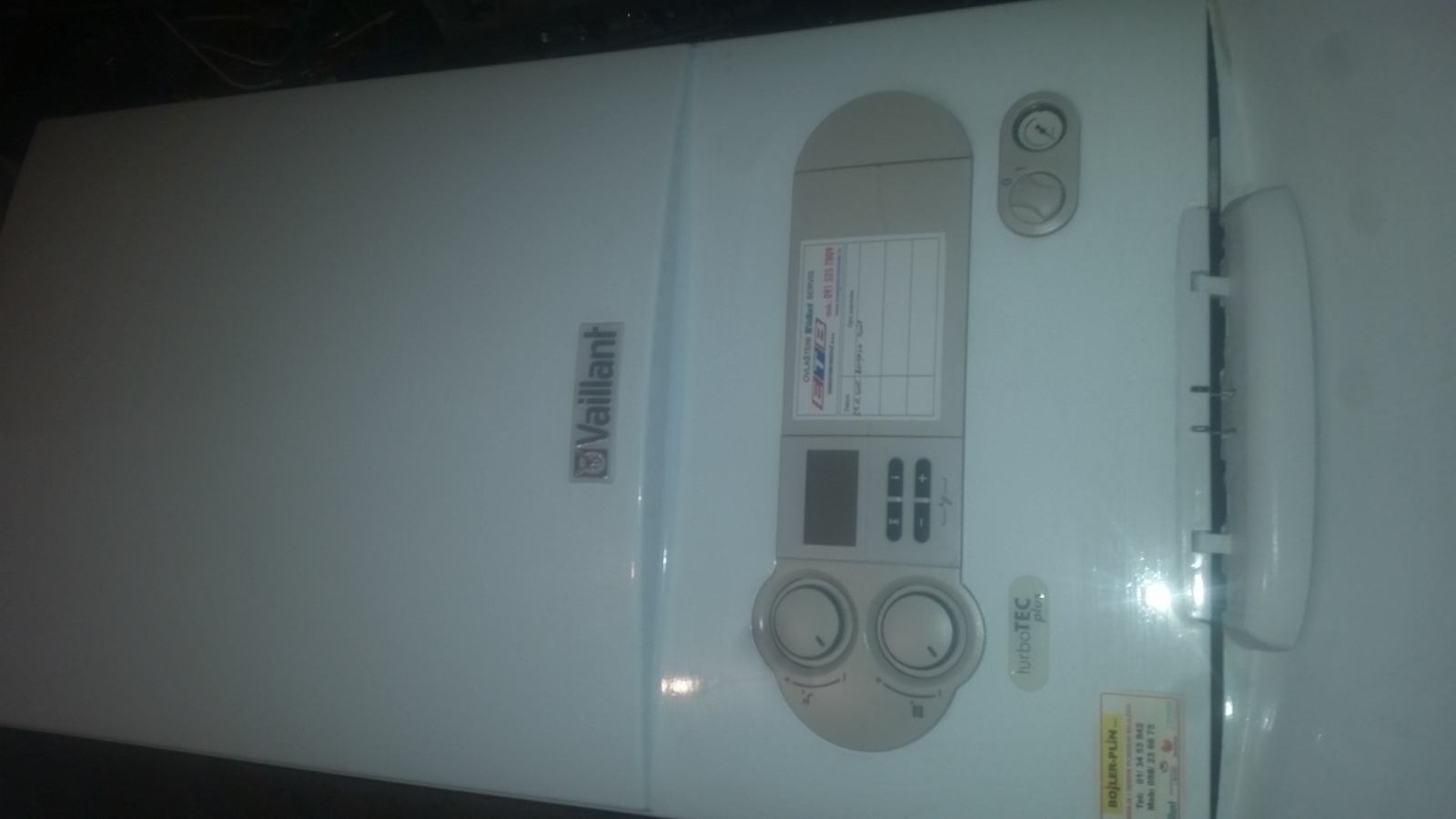 FASADNI PLINSKI BOJLER VALIANT VUW 24KW TURBO TEC PLUS PRODAJEM.