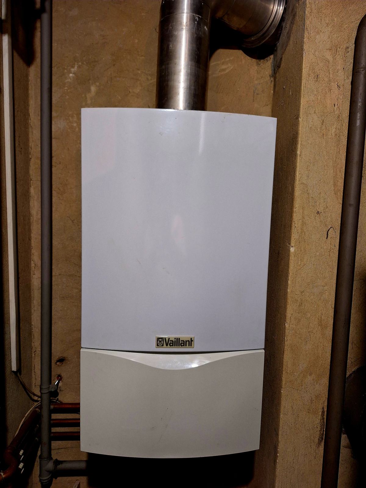 Plinski bojler Vaillant 24 kw