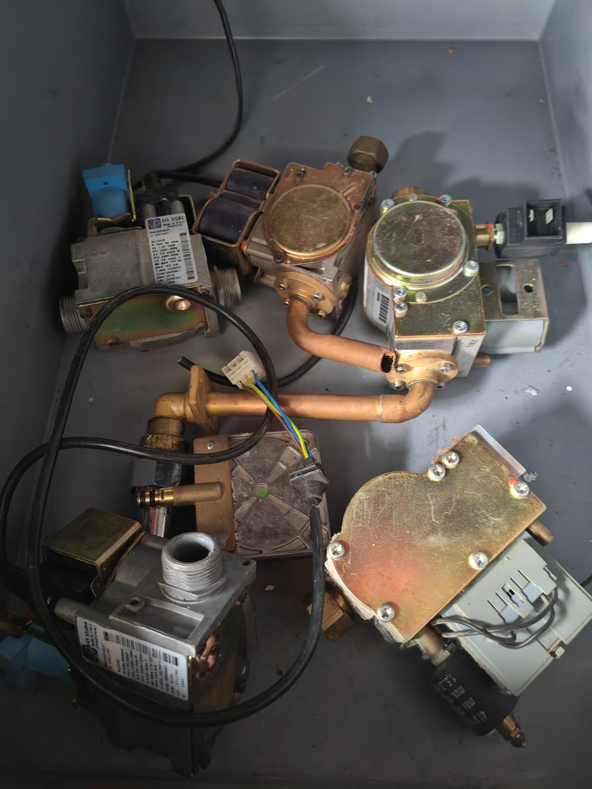 Plinski regulator za Viessmann, Vaillant bojler