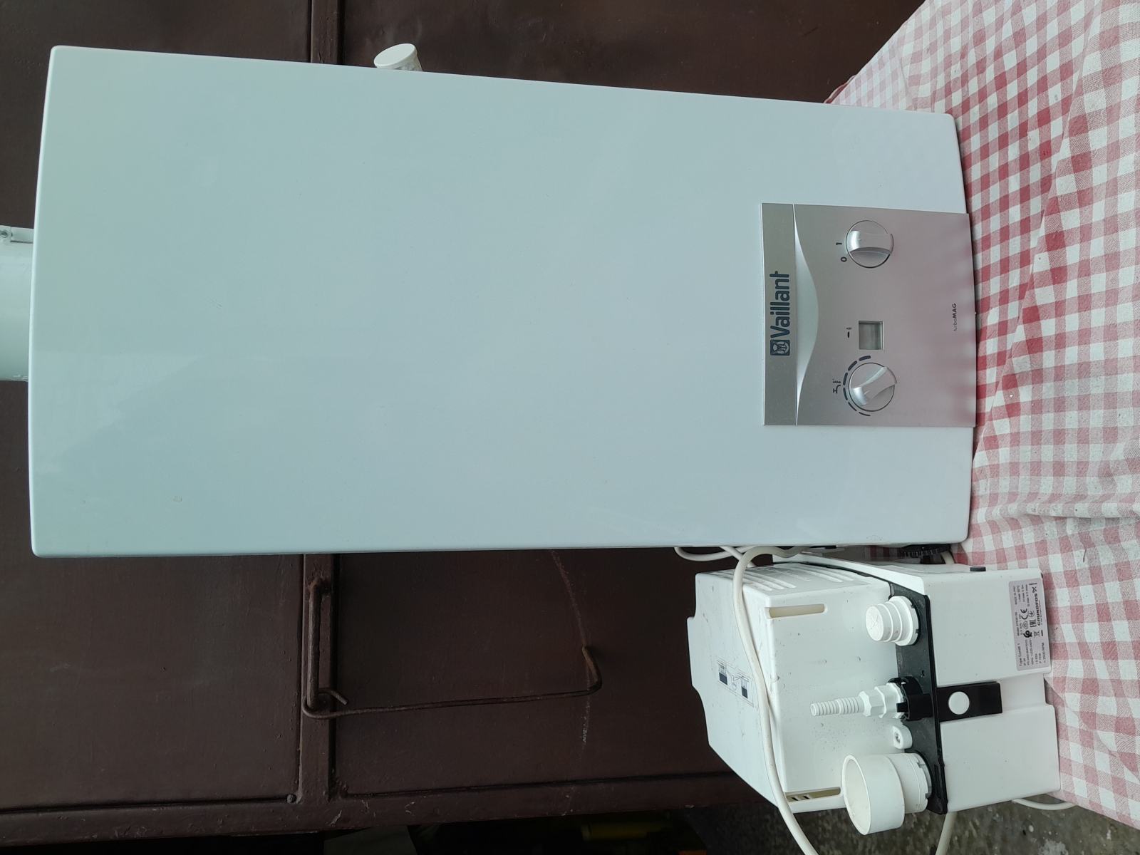 Prodajem plinski bojler Vaillant