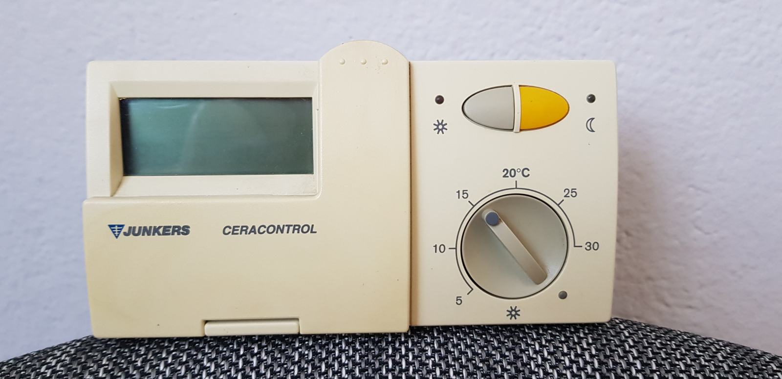 Termostat Junkers Ceracontrol TR 200