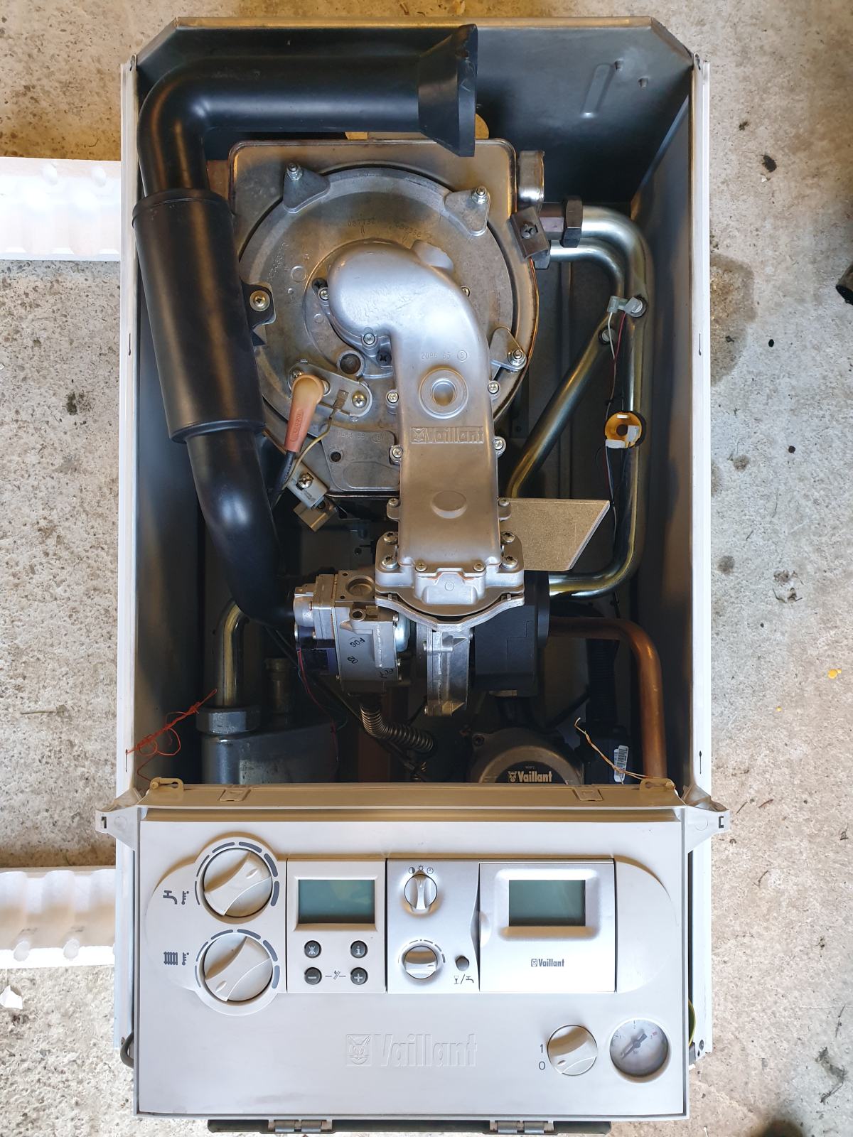 Vaillant VU INT 466-7-H za dijelove