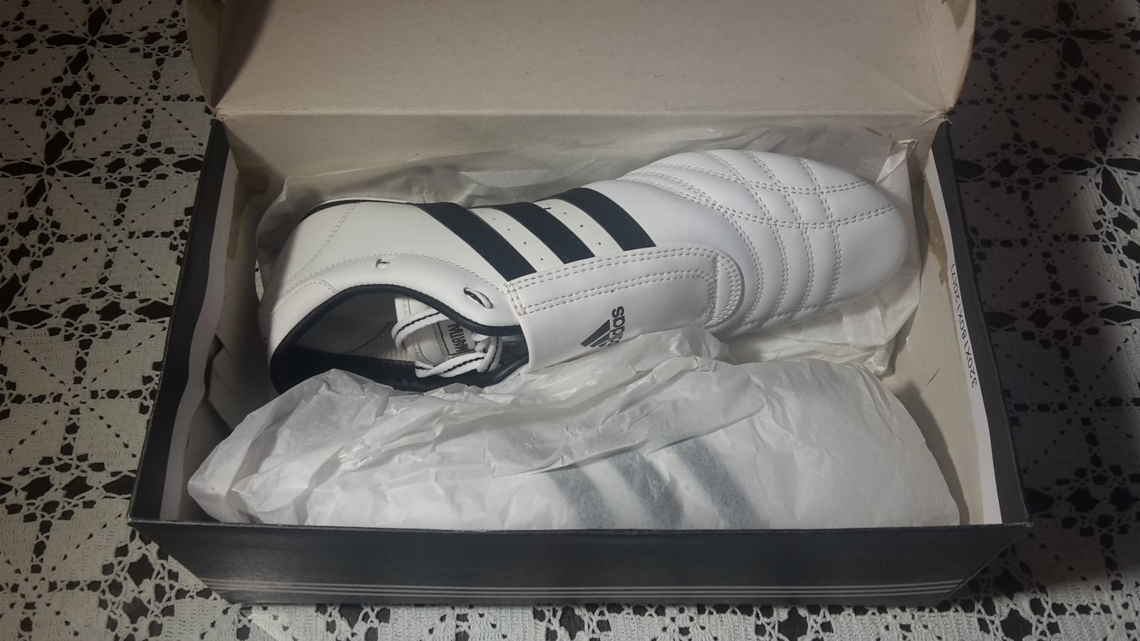 Taekwondo adidas tenisice ( patike )