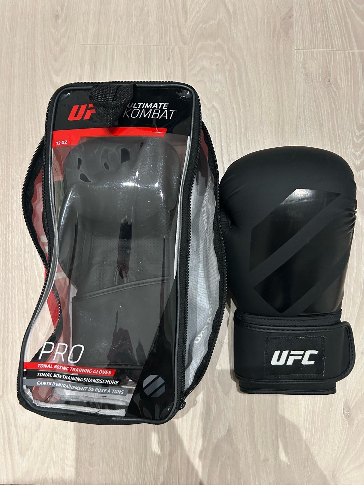 UFC rukavice za box/kickbox 12oz