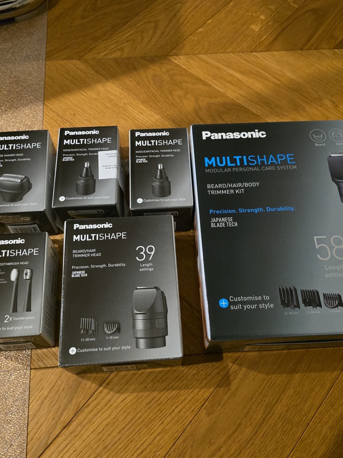 Panasonic Multishape trimer sa 5 dodataka