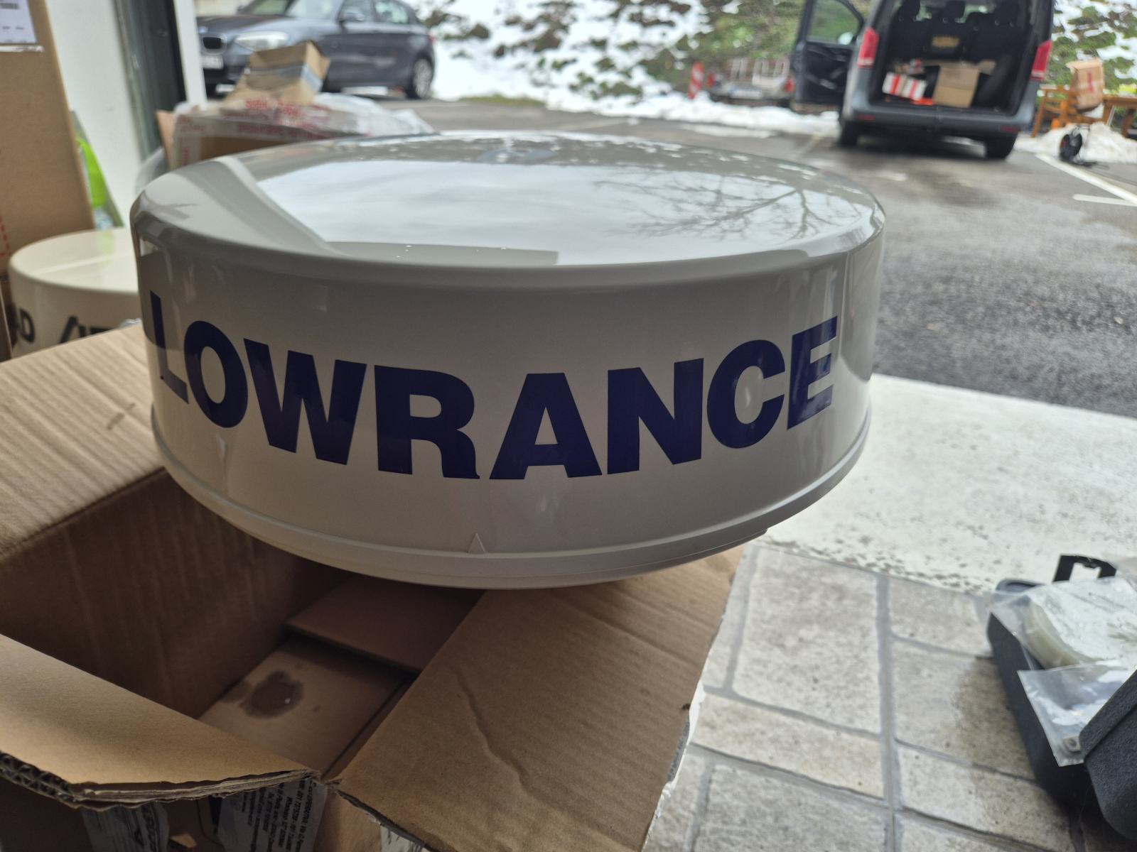 Lowrance radar