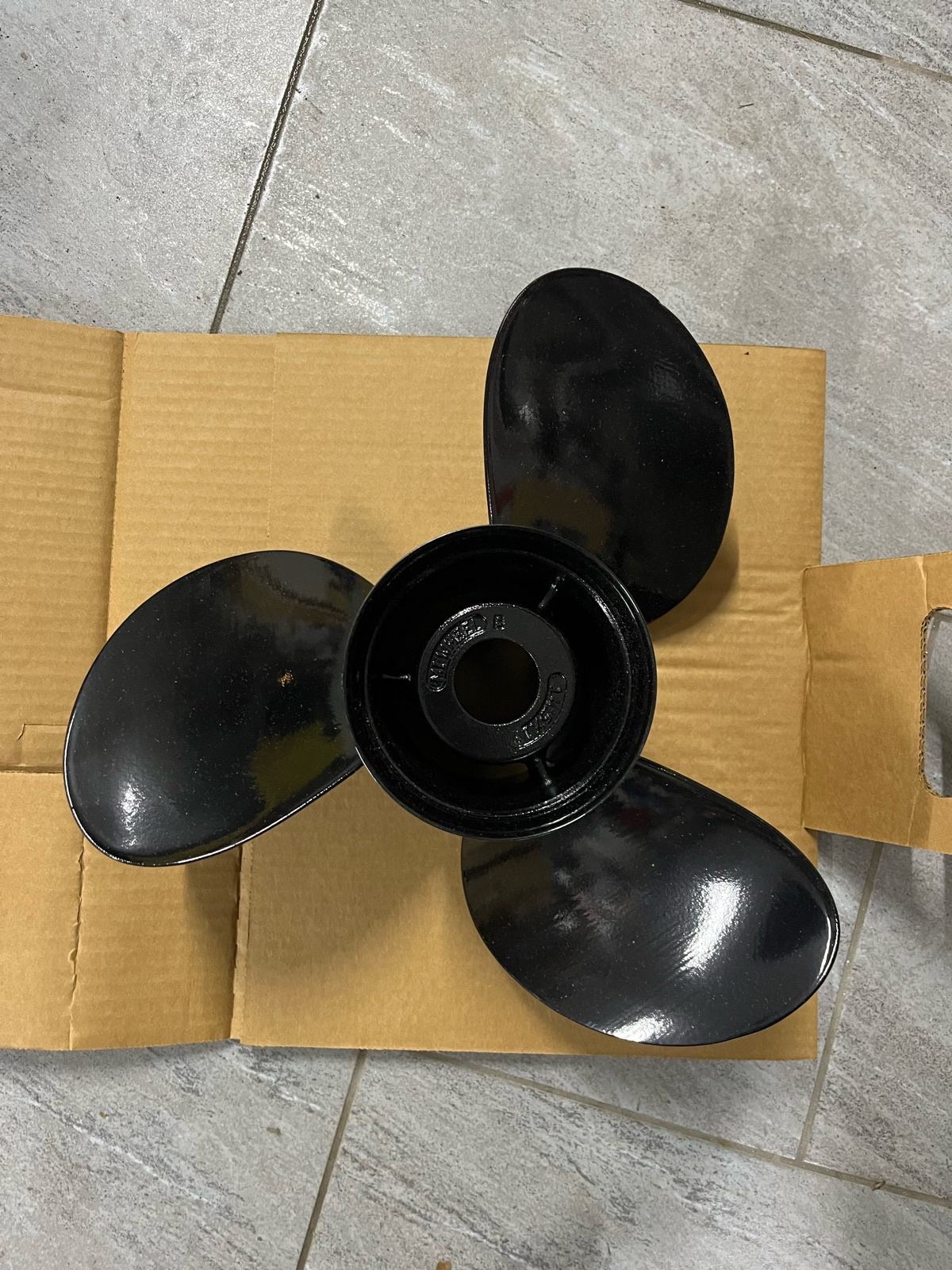 NOVA ALU PROPELA Mercury/MerCruiser