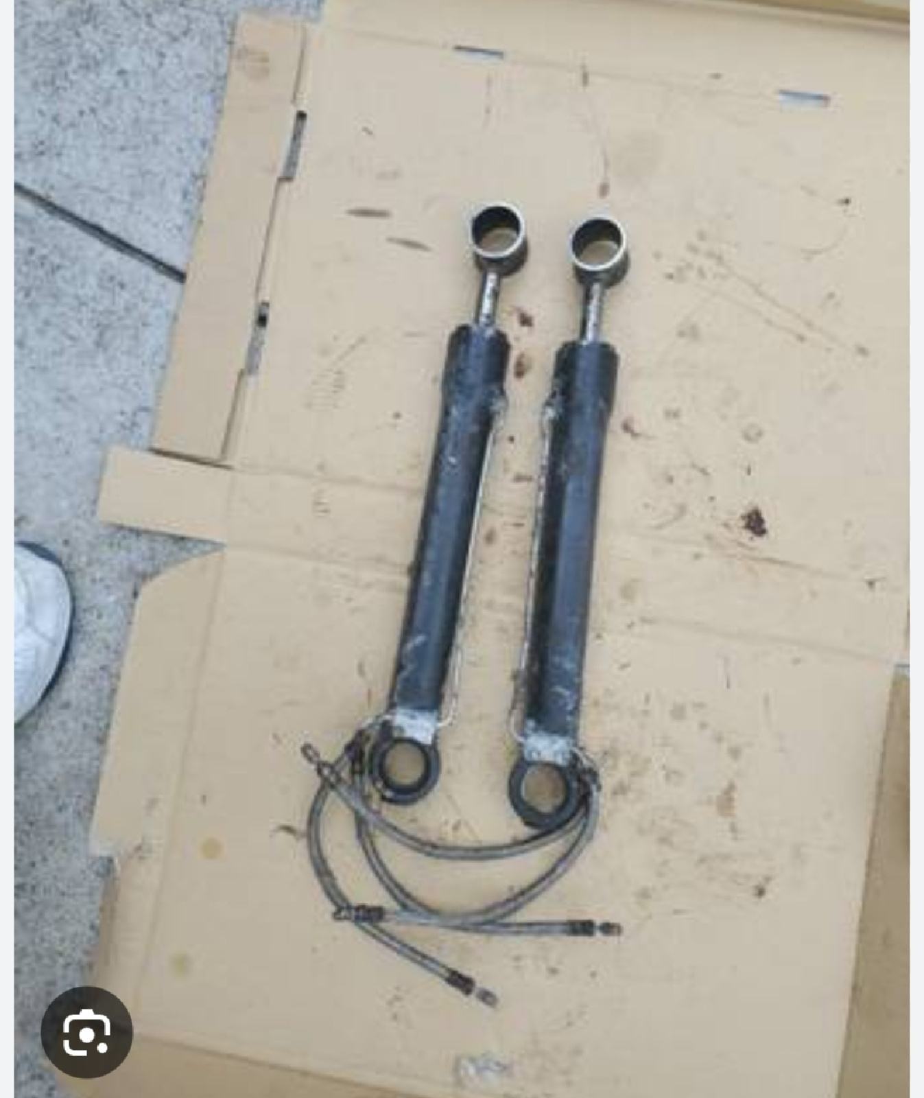 Mercruiser Bravo trim amortizeri