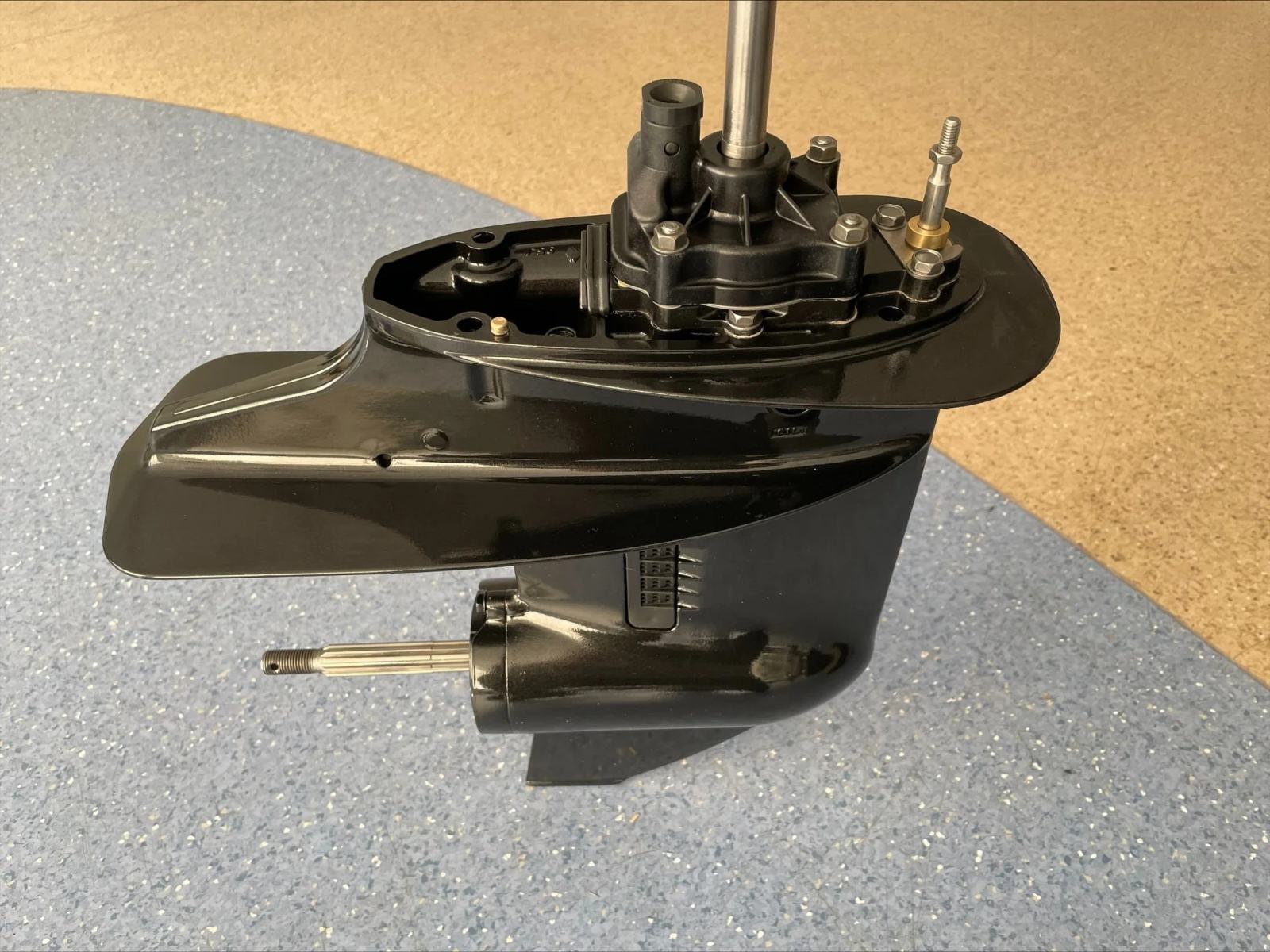 SUZUKI DF25 DF20 V-Twin peta 50020-95817-0EP