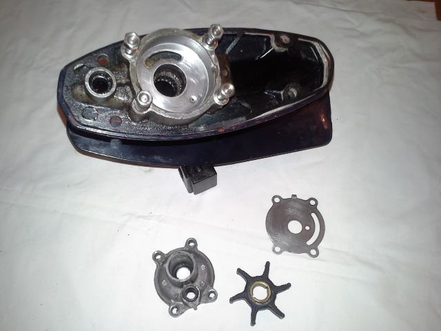 TOMOS 10 -18 - 20 HP PUMPA RASHLADNE VODE SET