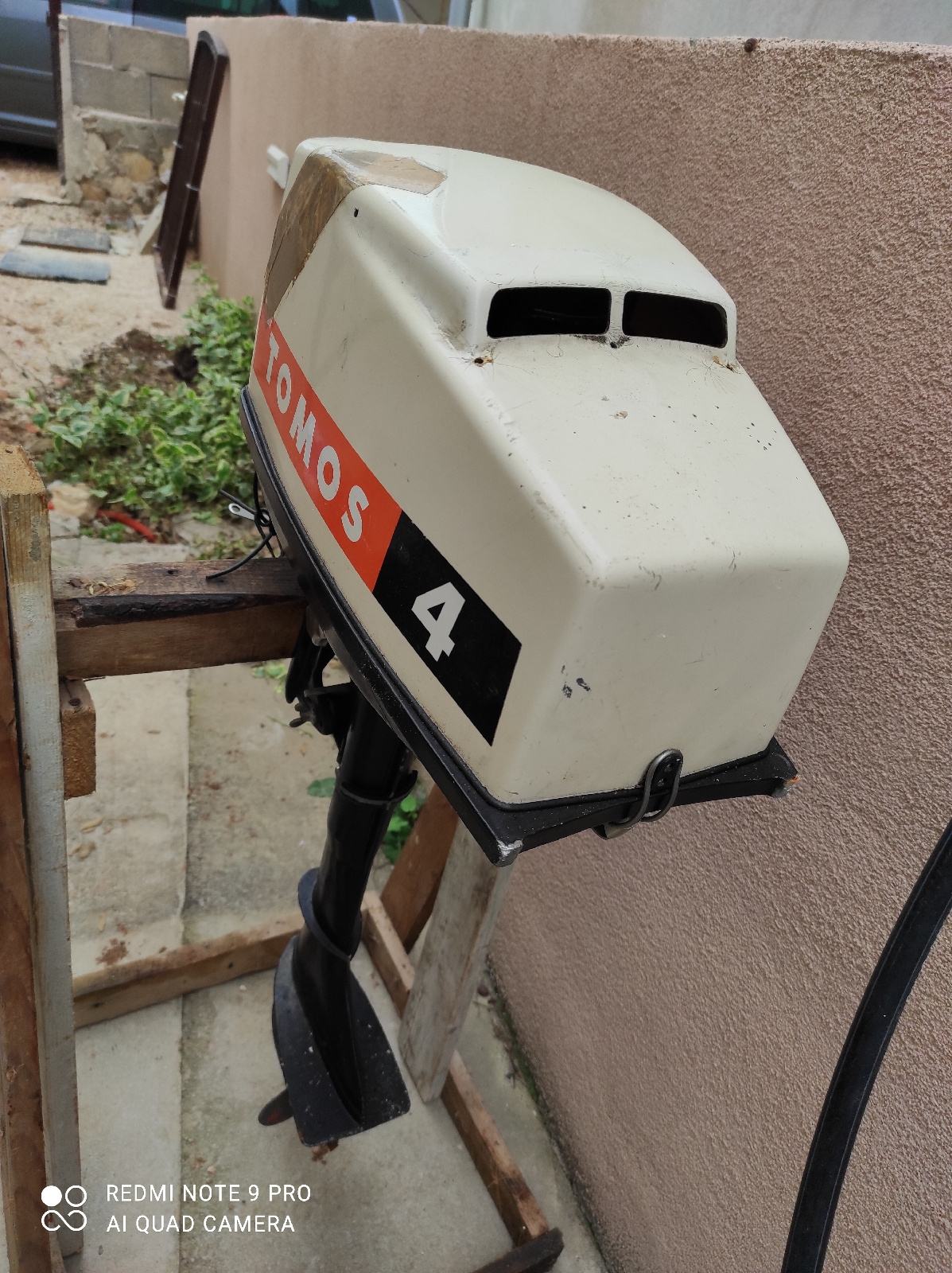 Vir - Motor za čamac Tomos 4