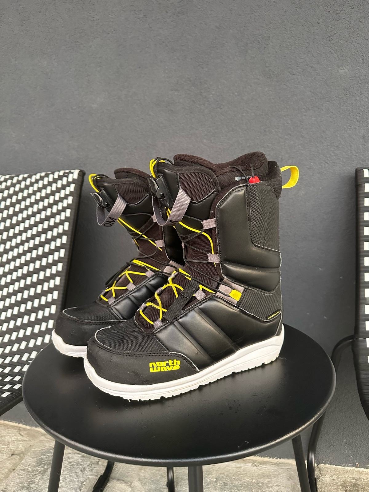 Snowboard buce Northwave 40.5 muske