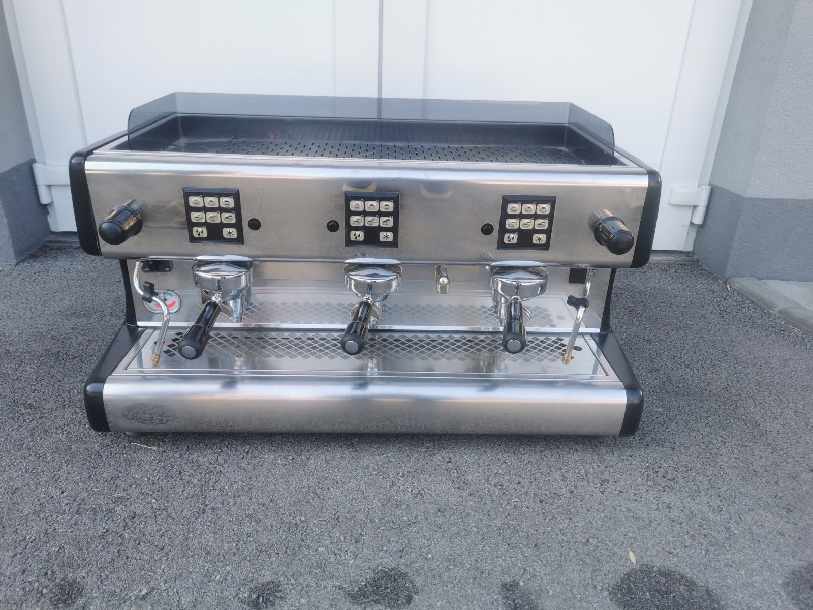 CAFFE APARAT 3 GRUPE