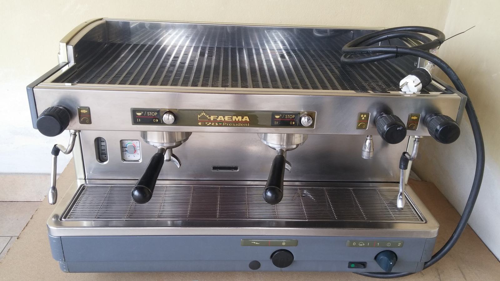 FAEMA E98 President caffe aparat