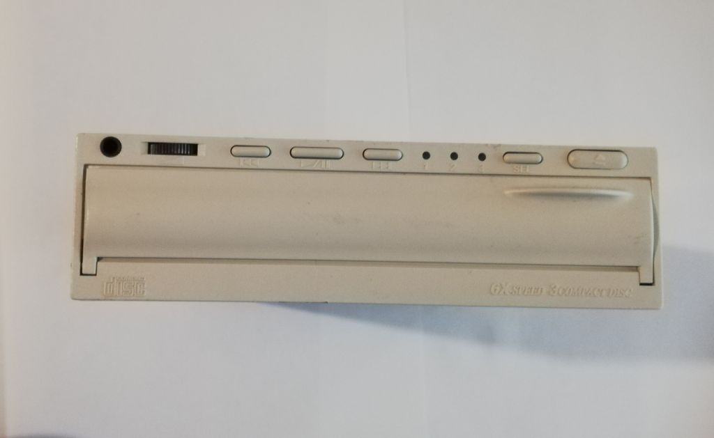 CD-ROM Changer Torisan, retro