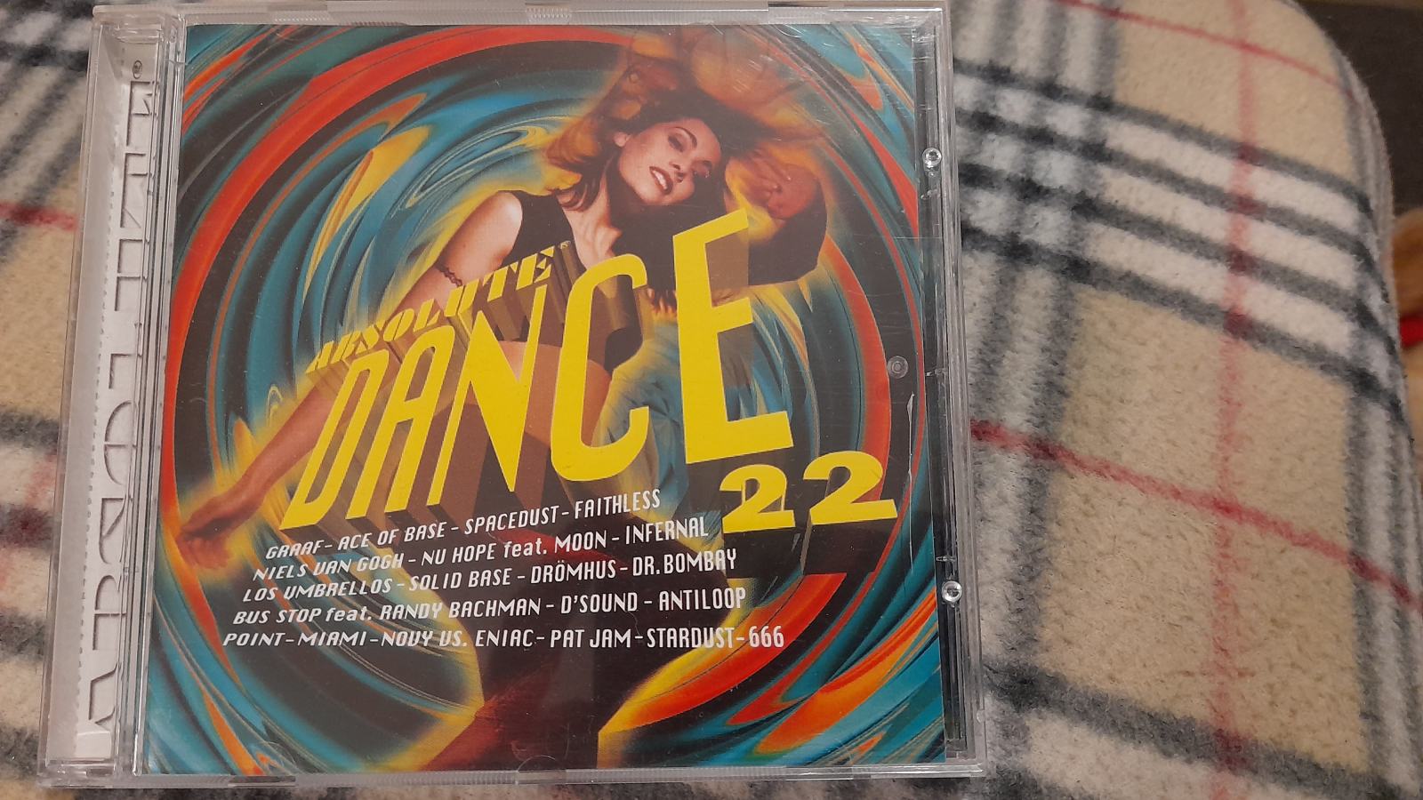 Absolute dance opus 22