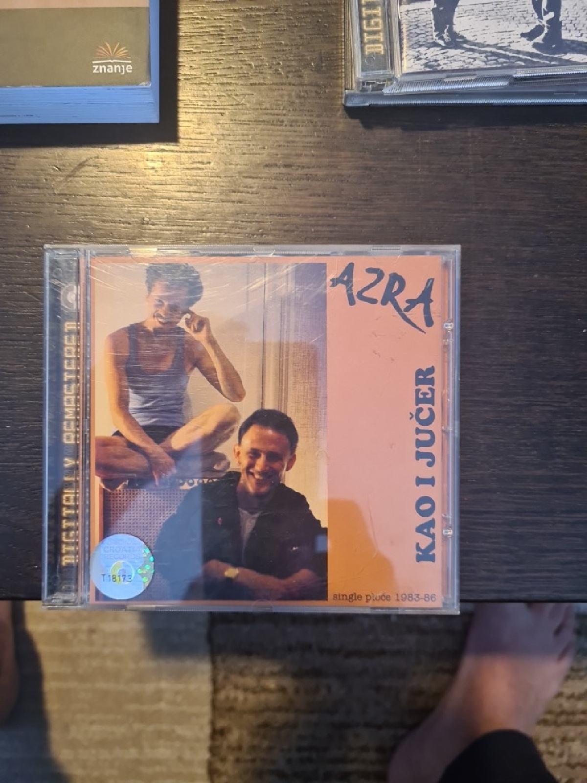 cd Azra