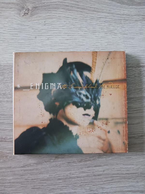 Cd Enigma The screen behind the mirrors