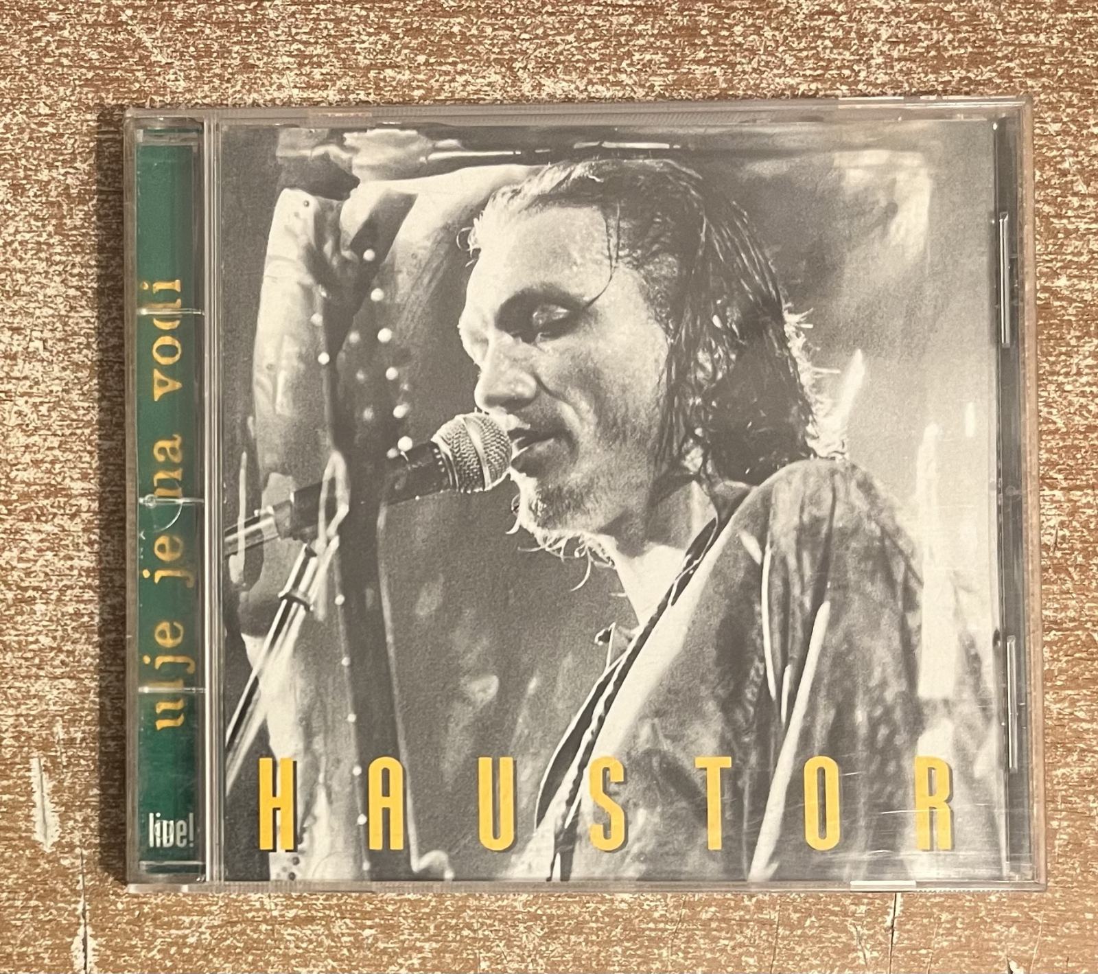 CD, HAUSTOR - ULJE JE NA VODI